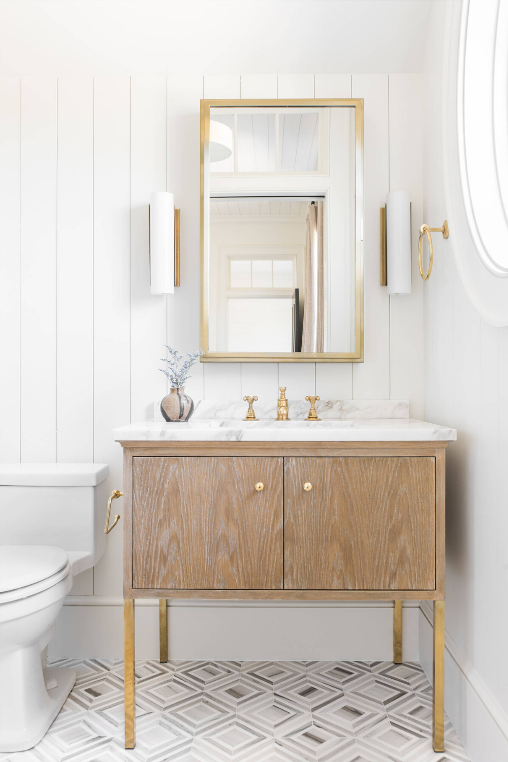 20 Best Small Bathroom Vanity Ideas in VA | Granite, Quartz, Marble Vanity